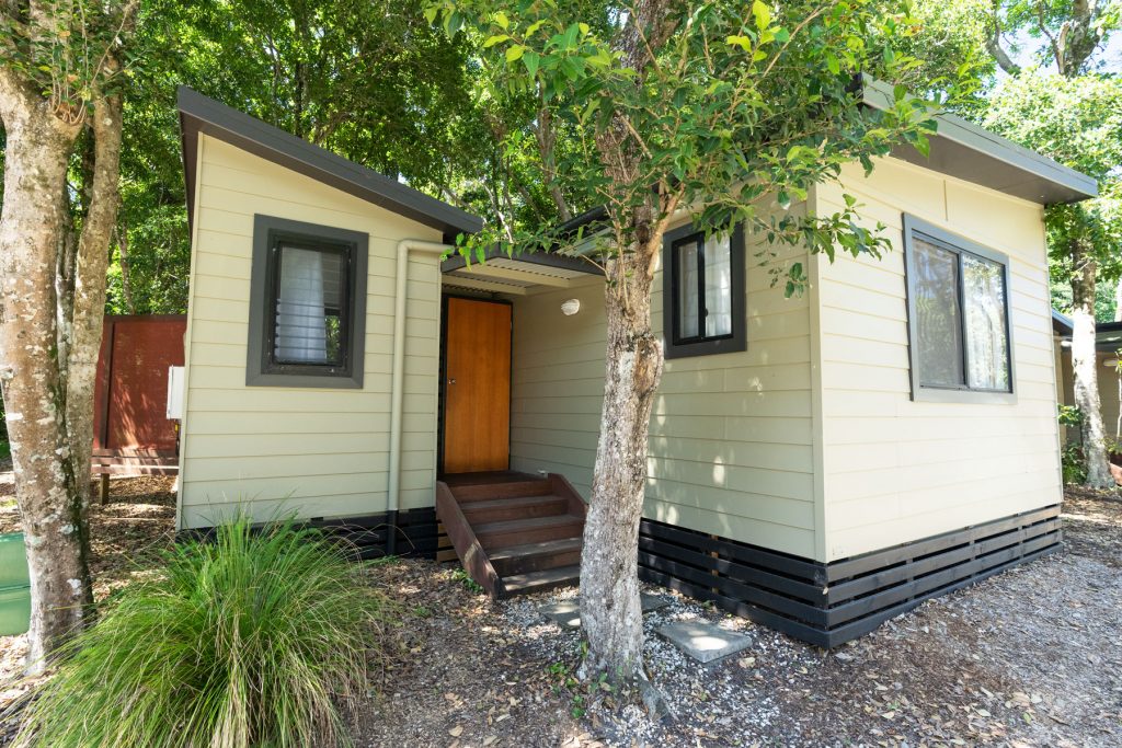 Cabins & Villas - Tiona Holiday Park